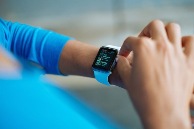 5 Must-Have Fitness Gadgets To Get In Shape Fast - Fitneass